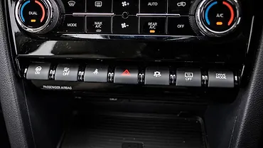 XUV700 Dashboard Image, XUV700 Photos in India - CarWale