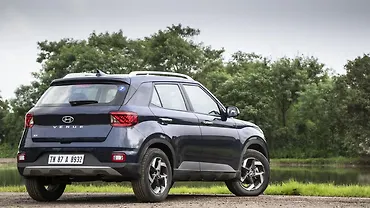 Venue [2019-2022] Infotainment System Image, Venue [2019-2022] Photos ...