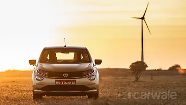 Altroz Rear Spoiler Image, Altroz Photos in India - CarWale