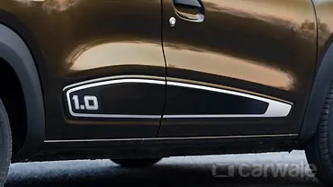 Kwid [2019-2022] Headlight Image, Kwid [2019-2022] Photos in India ...