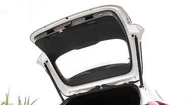 GLA Open Boot/Trunk Image, GLA Photos in India - CarWale