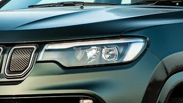 Compass ORVM Blinker Image, Compass Photos in India - CarWale