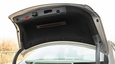 E-Class Open Boot/Trunk Image, E-Class Photos in India - CarWale