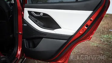 Hyundai Creta Images, Interior & Exterior Photo Gallery - CarWale