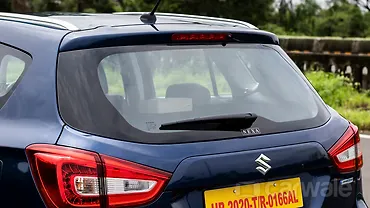 S-Cross 2020 Rear Windshield/Windscreen Image, S-Cross 2020 Photos in ...
