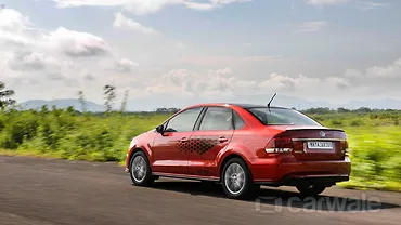 Vento Rear Cup Holders Image, Vento Photos in India - CarWale