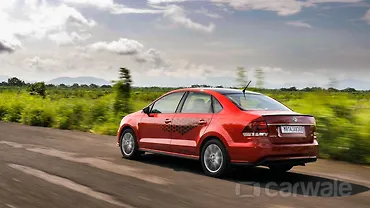 Vento Rear Cup Holders Image, Vento Photos in India - CarWale