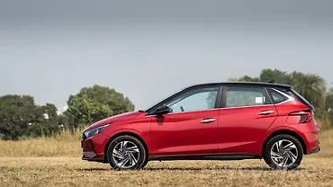 Hyundai i20 Images - Interior & Exterior Photo Gallery [300+ Images ...