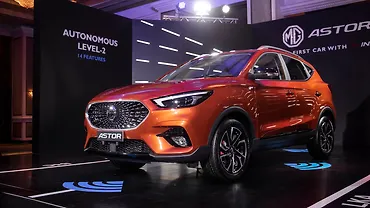 MG Astor Images - Interior & Exterior Photo Gallery [150+ Images] - CarWale