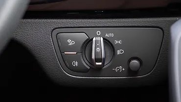 Q5 Dashboard Image, Q5 Photos in India - CarWale