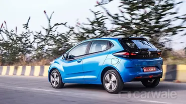 Altroz AC Controls Image, Altroz Photos in India - CarWale