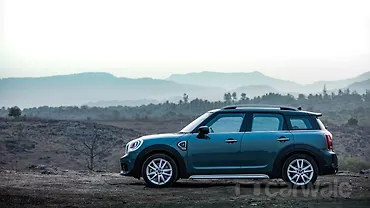 MINI Countryman Images - Interior & Exterior Photo Gallery [50+ Images ...