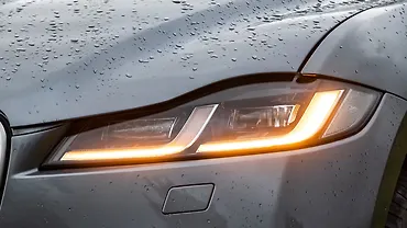 F-Pace Engine Start Button Image, F-Pace Photos in India - CarWale