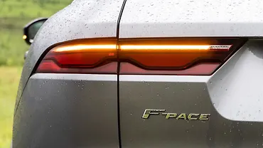 Jaguar F-Pace Images - Interior & Exterior Photo Gallery [400+ Images ...