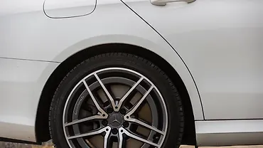 AMG E53 Rear Logo Image, AMG E53 Photos in India - CarWale