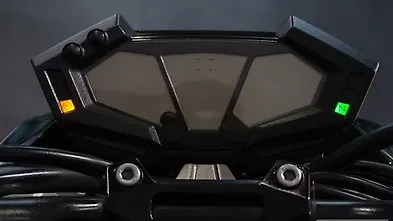 Kawasaki Z800 Price, Images & Used Z800 Bikes - BikeWale