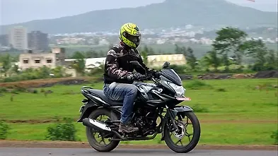 Bajaj Discover 150F Price, Images & Used Discover 150F Bikes - BikeWale
