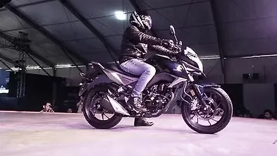 Honda CB Trigger Price, Images & Used CB Trigger Bikes - BikeWale