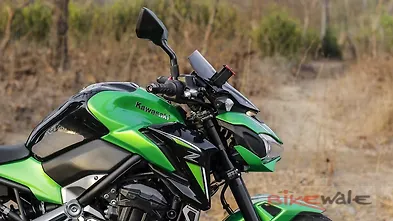 Kawasaki Z900 Price, Images, Colours, Mileage & Reviews | BikeWale