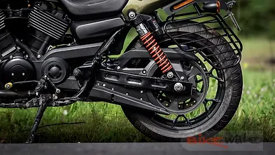 Harley Davidson Street Rod Price, Images, Colours, Mileage & Reviews ...