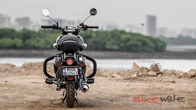 Royal Enfield Classic 350 Price (Check Best Offers), Images, Colours ...