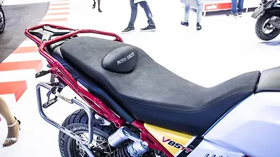Moto Guzzi V85 Price, Mileage, Images, Colours, Specifications - BikeWale