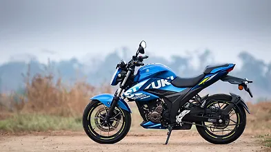 Suzuki Gixxer 250 Price (BS6!), Mileage, Images, Colours, Specs - BikeWale