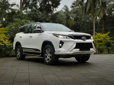Used Toyota Fortuner Cars in Kochi, Second Hand Toyota Fortuner Cars in ...