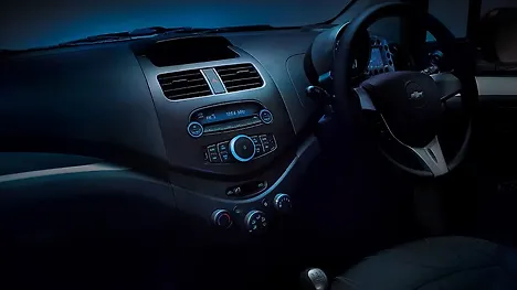 Chevrolet Beat - Images, Colors & Reviews - CarWale