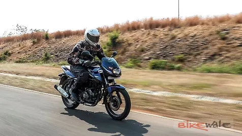Bajaj Pulsar 180 [2001-2019] Action Image - BikeWale