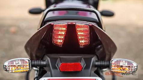 Bajaj Pulsar 150 Rear Image - BikeWale