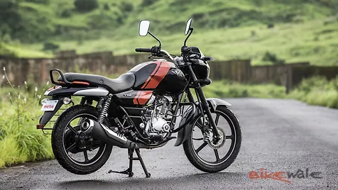 Bajaj V12 Rear Three-Quarter Image - BikeWale