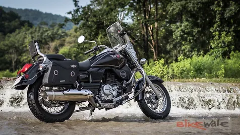 UM Renegade Classic Images | Renegade Classic Photos - BikeWale