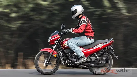 Hero Super Splendor 2018 Action Image - BikeWale