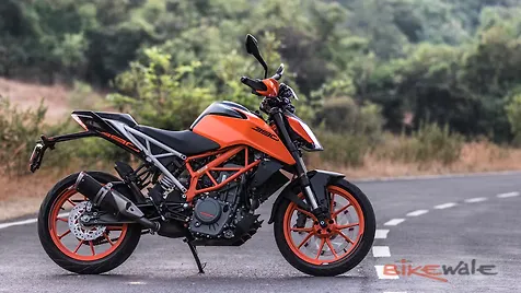 KTM 390 Duke [2021] Side Image - BikeWale