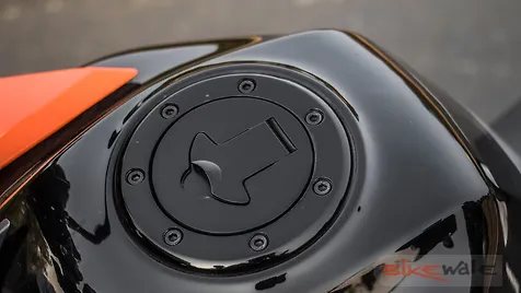 KTM 390 Duke [2021] Tank Image - BikeWale