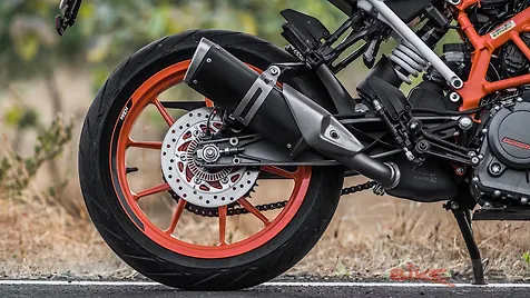 KTM 390 Duke [2021] Wheels-Tyres Image - BikeWale