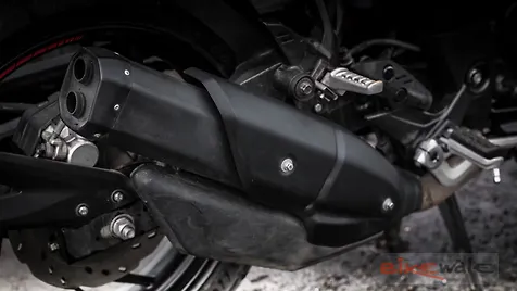 TVS Apache RTR 200 4V Action Image - BikeWale