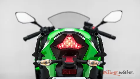 Kawasaki Ninja 400 Tail Lamp Image - BikeWale
