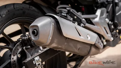 Hero Xpulse 200T Exhaust Image - BikeWale