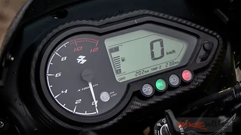 Bajaj Pulsar 125 Rear Three-Quarter Image - BikeWale