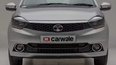 Tata Tigor [2017-2018] Photo, Rear view Image - CarWale