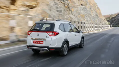 Honda BRV Rear Seat Space Image, Honda BR-V Photo - CarWale