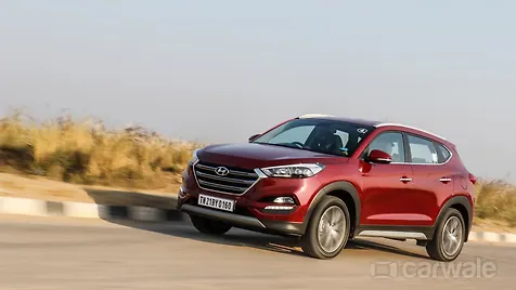 Hyundai Tucson Images, Interior & Exterior Photo Gallery - CarWale