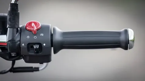 Royal Enfield Classic 350 Right Side Handelbar Throttle Grip Image ...