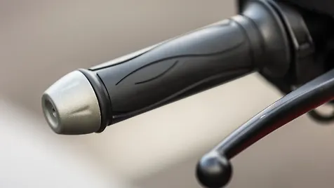 TVS Ntorq 125 Bar End Weight Image - BikeWale