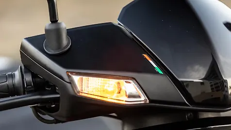 TVS Ntorq 125 Front Turn Indicators Image - BikeWale