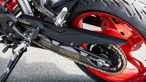 TVS Apache RR310 Chain Cover Image - BikeWale