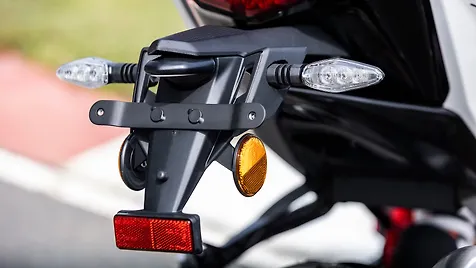 TVS Apache RR310 Rear Fender Image - BikeWale