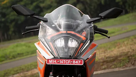 KTM RC 200 Projector Headlight Image - BikeWale